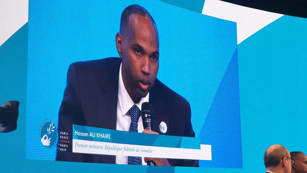 Somali Prime Minister 'Kheyre' presents police logo at PPF as symbol of ...